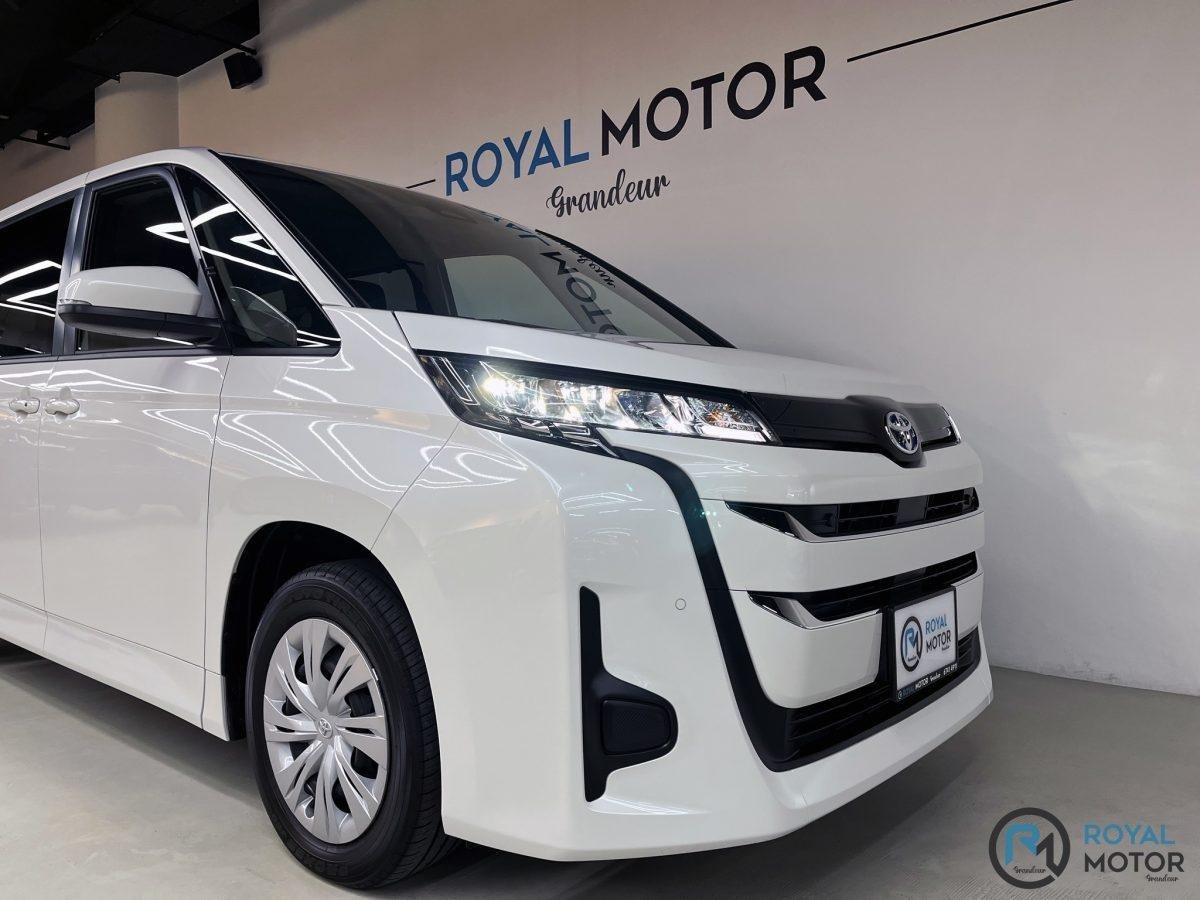 Toyota Noah Hybrid Singapore – 7-Seater MPV Price & Deals