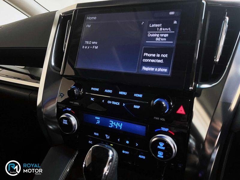 Toyota Alphard Priced At S$329,888