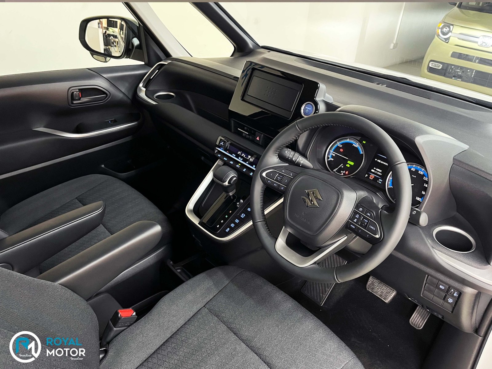 The Best Selling MPV In Singapore | Royal Motor Grandeur