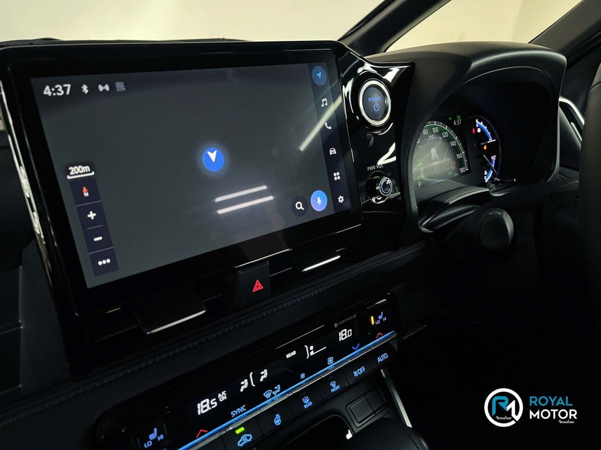 NEW Toyota Voxy 1.8S Z Hybrid | Royal Motor Grandeur