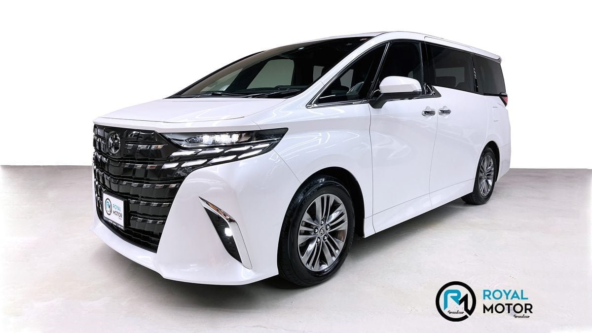 Toyota Alphard 2.5Z Review | Royal Motor Grandeur